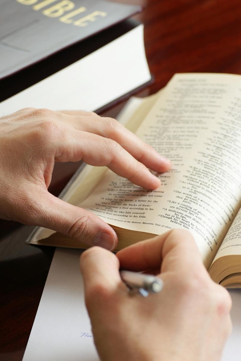 12 Bible Study Tips - Blog
